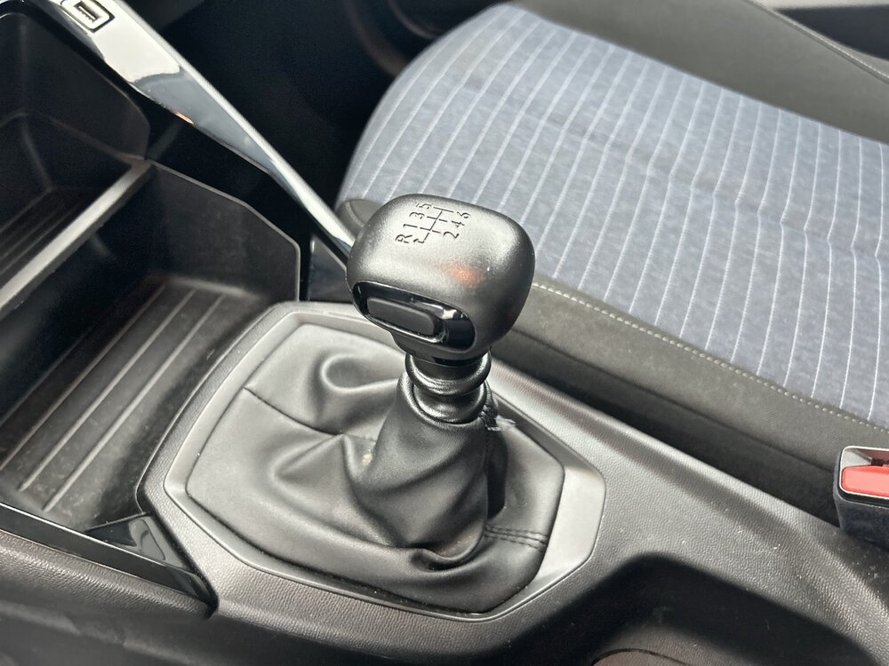 PEUGEOT 208 63725 km 2022 Diesel - manouvellevoiture.com